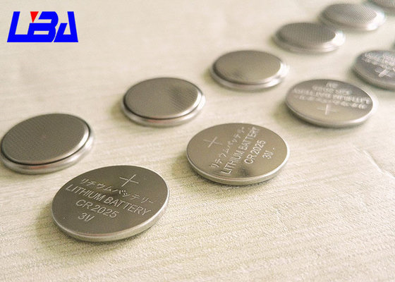 Customized Coin Cell CR2025 3V Battery  Rechargeable Green Power