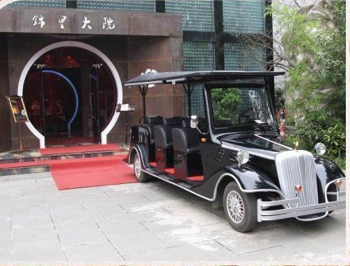 Electric clasic car, electric vintage car, electric sightseeing bus, electric passanger car, electric shuttle bus