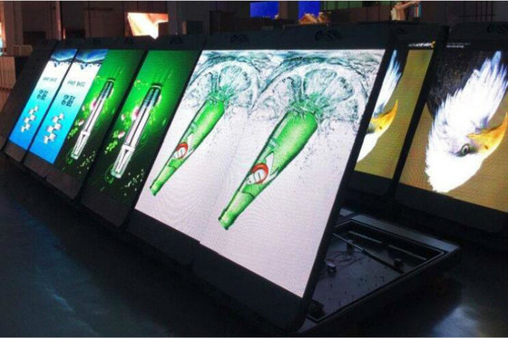 P6 Street Light Pole LED Display For Cluster Synchronous Advertisement