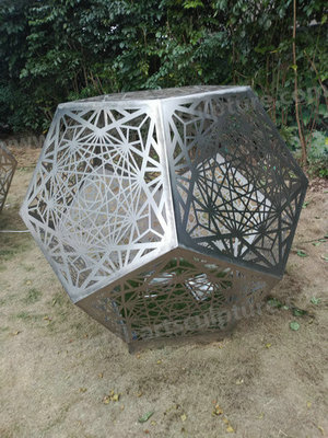 Contemporary Metal Art Sculpture , Metal Garden Sculptures For Yard Decoration