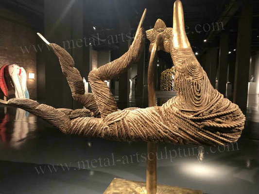 Creative Metal Sculpture Wall Art , Hand Art Sculpture Artificial Style
