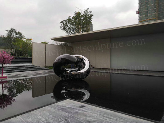 Polished Abstract Mirrored Surface Metal Sculpture Artist As Villa Decoration