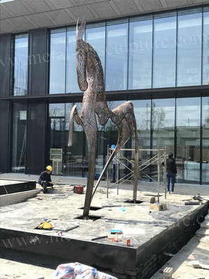 Metal Horse Statue Polished Stainless Steel Sculpture Hollow Out Shape Wonderful Design