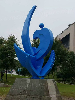 Garden Art Painted Metal Sculpture / Metal Swan Sculpture Size Customized