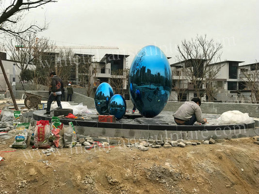 Art Painted Modern Outdoor Sculpture Welded Ball Shape Metal Garden Statues