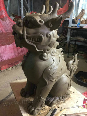 Mythical Wildlife Fiberglass Animal Sculptures Garden Ornaments Clay Animal Statues