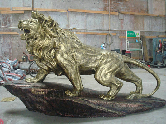 Large Fiberglass Animal Sculptures Outdoor Decoration Fiberglass Lion Statue