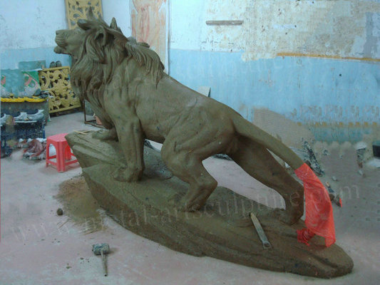 Large Fiberglass Animal Sculptures Outdoor Decoration Fiberglass Lion Statue