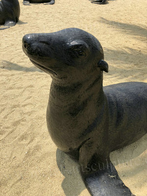 Seaside Decoration Sea Lion Statue , Handmade Fiberglass Outdoor Statues