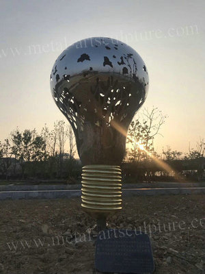 Bulb Shape Large Outdoor Statues / Metal Art Statues 3m Height Size For Art Decoration