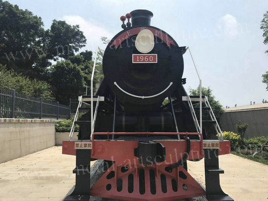 Welding Large Outdoor Statues / Metal Locomotive Sculpture For Theme Park