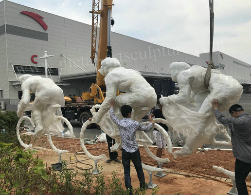 Customized Modern Bicycle Art Sculpture , Outdoor Garden Sculpture ODM Accept