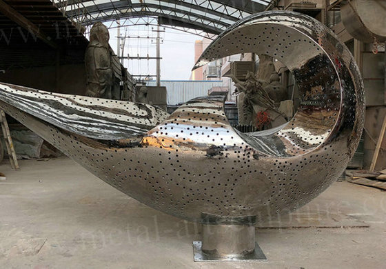 Glossy Metal Art Famous Abstract Sculptures As Water Fountain Decoration