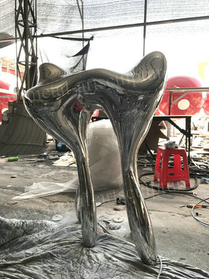 Polished Stainless Steel Outdoor Sculpture Metal Abstract Sculptures Teeth Shape