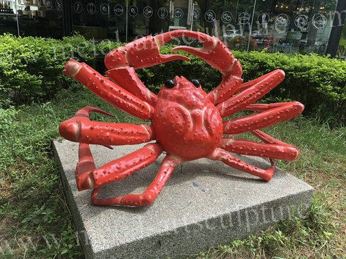 Artificial Style Crab Garden Statue Size Customized Animal Garden Ornaments