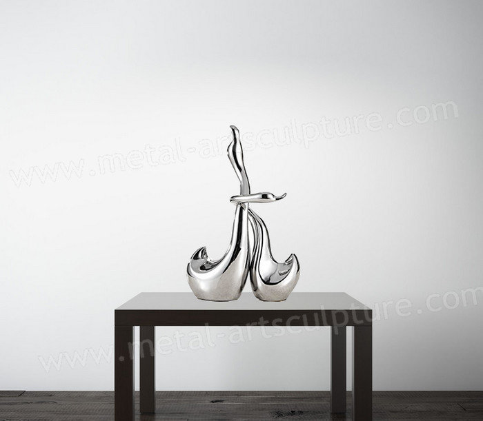 High Gloss Polished Statue Swan Animal Sculpture With Lover Design As Shop Ornament