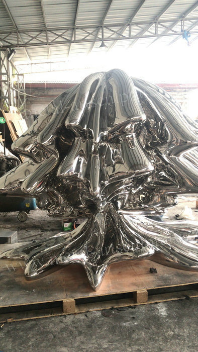 Mirror Abstract Stainless Steel Ornament Sculpture As Exterior Landscape Decor