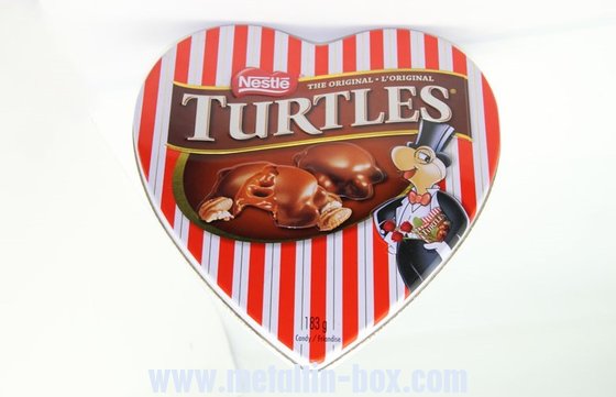 Elegant Pantone Heart Shaped Candy Tin Cans , Tin Gift Boxes