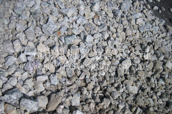 Minerali della fluorite del calcio di CaF2 65%, grumi della fluorite per l'industria siderurgica
