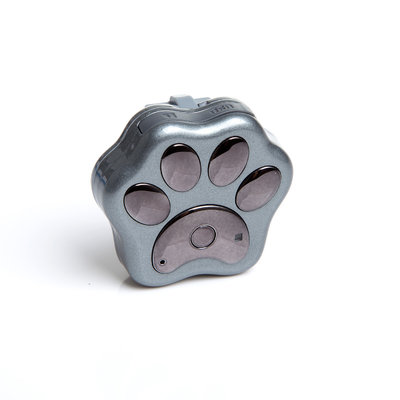 Long Distance Pet GPS Tracking Devices Beautiful Rolling LED Light