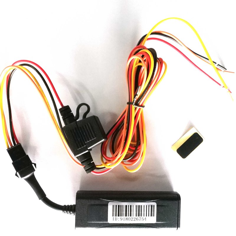 UM720 Spy Mini Gps Tracker For Car And Motorbike Real Time Tracking