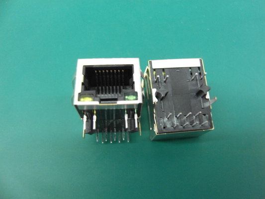 Cat5e Cat6 определяют снабжение жилищем Pin разъема 8 степени RJ45 женщины 90 порта феноловое