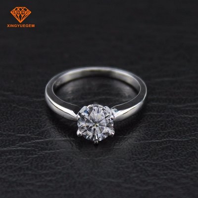 China manufactuer Classic jewelry 18k gold white cheap moissanite engagement rings