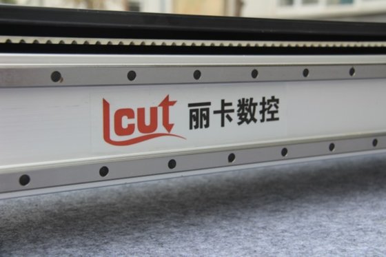 2023 new model Automatic Cutting Machine For many materials