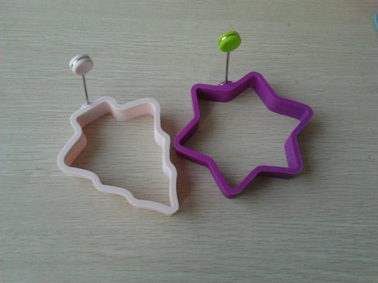 White Purple Fried Silicone Egg Rings , Heatproof Non-stick Egg Frame