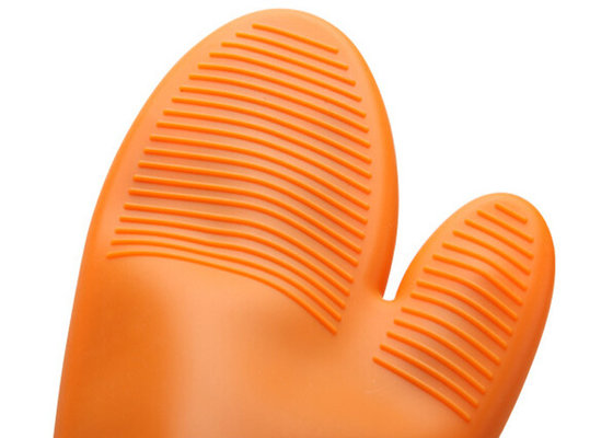 Non - Slip silicone hand gloves for microwave ovens ,  freezers with FDA standard