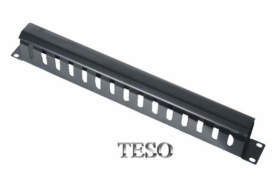 19&quot; panneau horizontal de gestion de câble