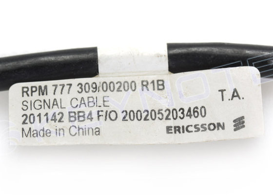 T/MN 777 309/00200 câble de signal de R1B avec le connecteur ou câble coaxial de liaison pour RBS6000