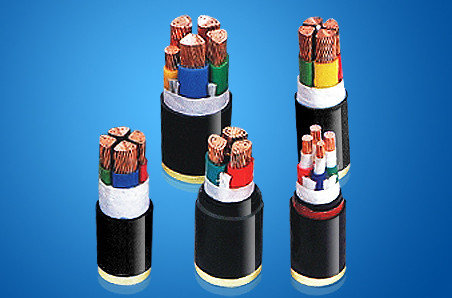 Le PVC électrique de noyau de la haute tension 300V Aluminlum a isolé les câbles ignifuges