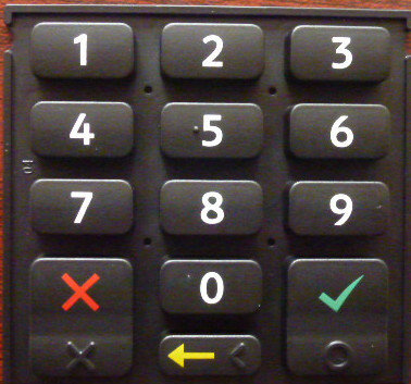 Couverture noire de clavier numérique en caoutchouc de silicone de contrôleurs et impression 50A à distance blanches et noires avec des pilules de carbone avec le contre-jour