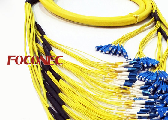 Corde de correction de fibre de tronc de 144 noyaux, câble à fils multiples de correction avec le kit d'évasion