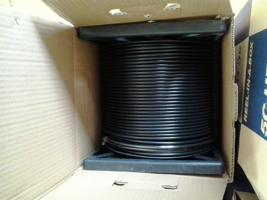 Câble du réseau CAT5E de twisted pair, câble Ethernet non protégé de CAT5E, conducteur de cuivre nu, câble d'UTP CAT5E