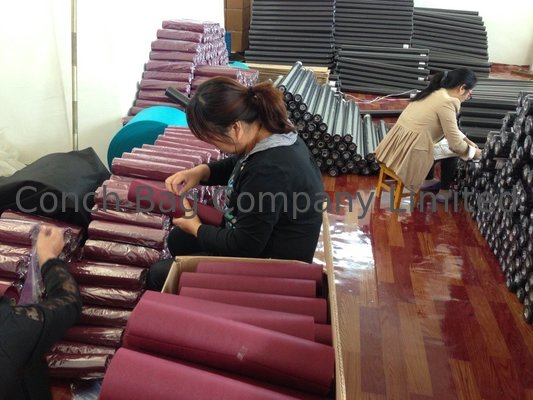 1.25M × 10M Table Cloth Non Woven Fabrics , 70gsm  non woven cotton fabric