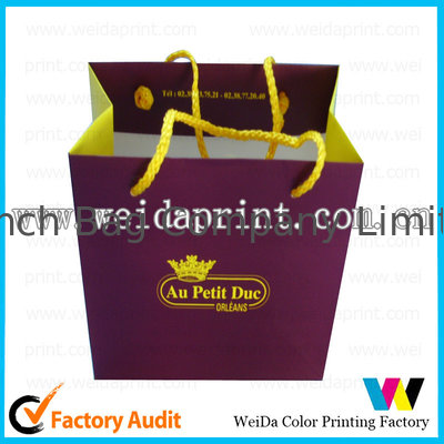 Environmental Beautiful Cloth Packing Printed Paper Shopping Bags Support oil varnishing / UV coating
