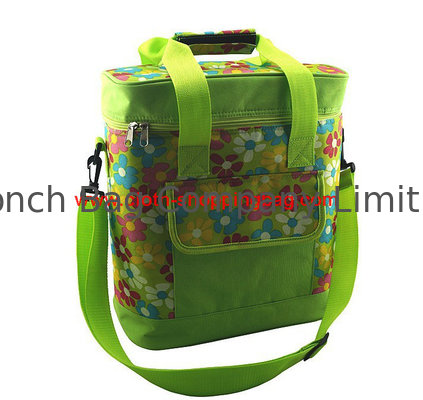 Eco friendly green insulated lunch bag for picnic , lunch shoulder bag