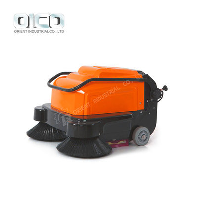 P100A Street Floor Cleaning Machine Battery Powered Walk Behind Parking Lot Sweeper