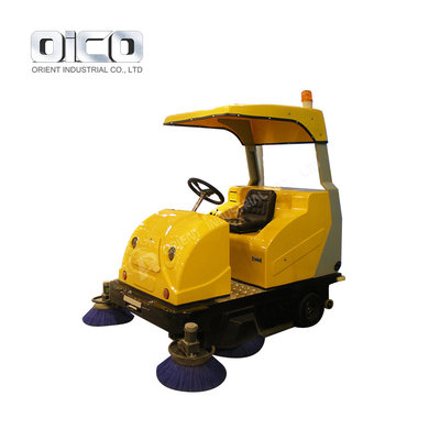 E8006 CE Certification Ride On Type Automatic Battery Powered Two Brushes Floor Sweeper Machine