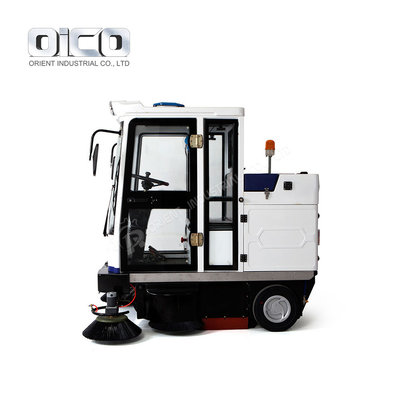 OICO E800FB Industrial Fully Enclosed Cab Floor Sweeper Electric Automatic Vacuum Road Cleaning Machine