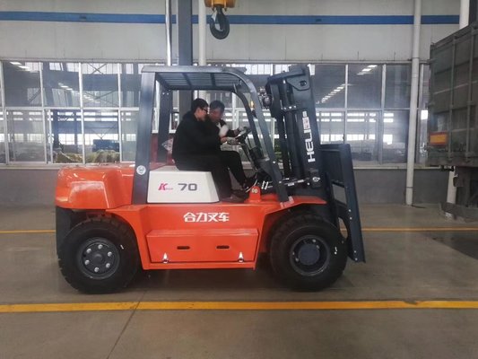 ELECTRIC FORKLIFT