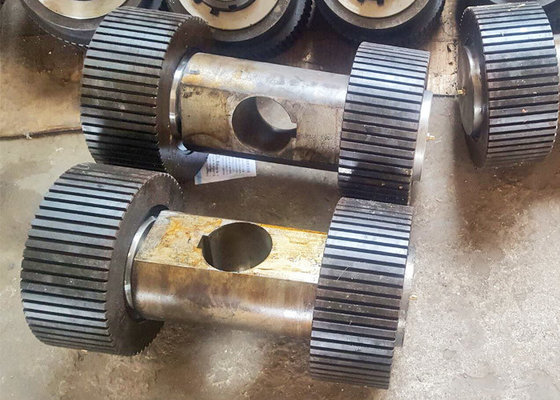 Flat Die Pellet Machine Roller Assembly With Roller Shaft And Roller Shell