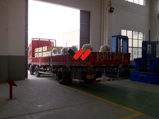 Tank / Pipe Circular Cylinder Welding Rotator  Loading 60Ton With Moving Base roller For Metal  Welding