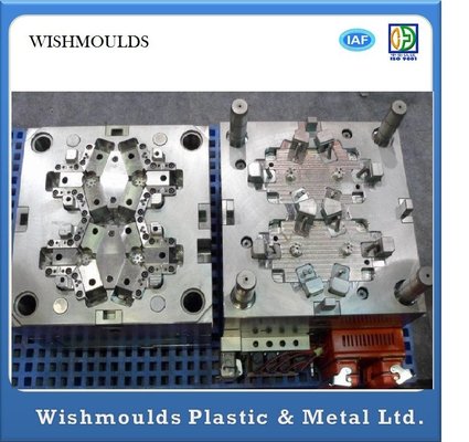 Heat Treatment Steel Plastic Injection Mold 50 HRC Hardness Single / Multi Cavity