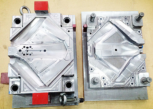 Pin Gate Three Plate Mould Precision Injection Mould Process From Design to Prototyping