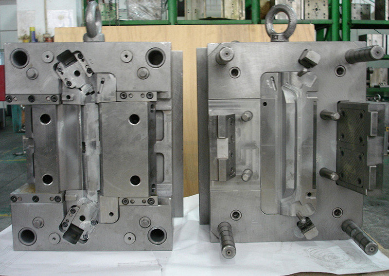Pin Gate Three Plate Mould Precision Injection Mould Process From Design to Prototyping