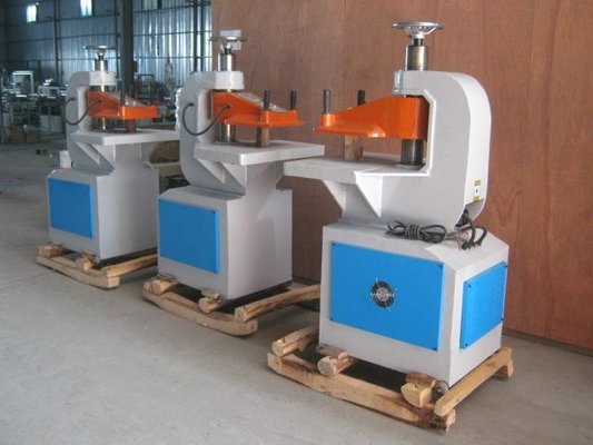 Semi - Automatic Ten Ton Hydraulic Punching Machine For Paper / Plastic