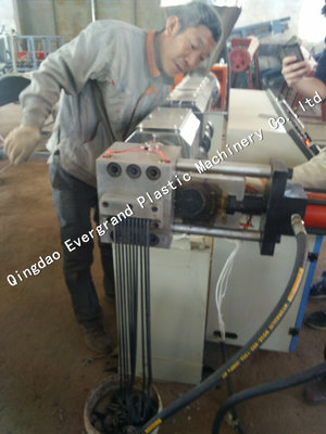 PET / PP / PE Film Scraps Plastic Granule Making Machine 100kg/h 500kg/h 600 kg/h